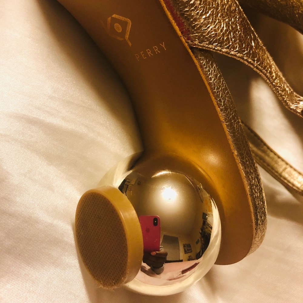 Katy Perry Gold Metallic Slingback Pumps - Gem